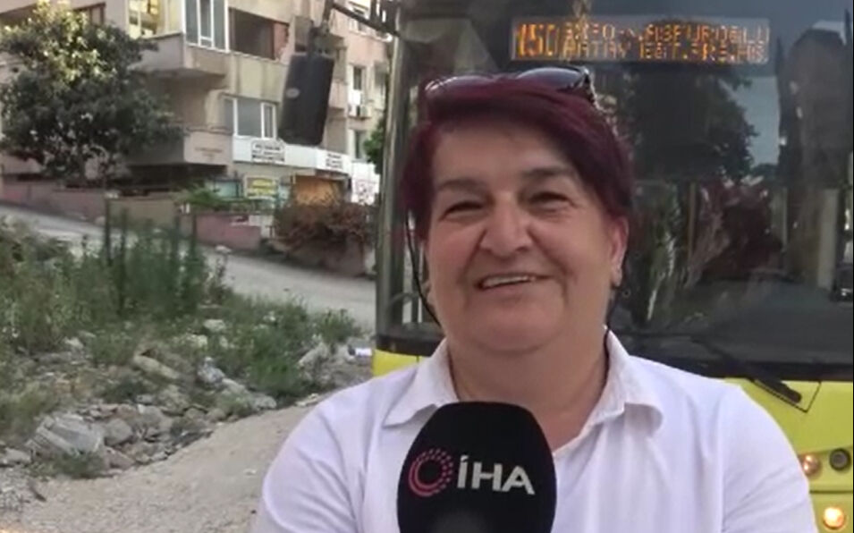 Depremin yıktığı Hatay'ın tek kadın otobüs şoförü olan Feyruz Gülüm hayallerini yaşıyor ...