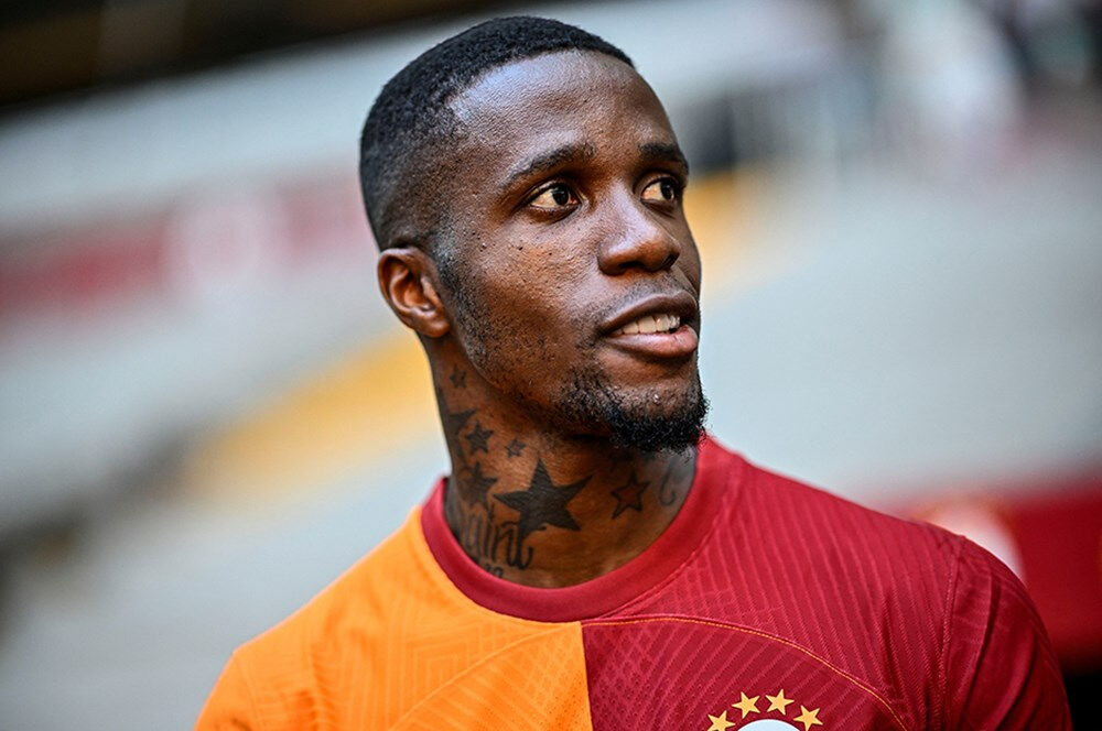 Galatasaray için bomba transfer iddiası! Dünyaca ünlü yıldız geliyor ... Galatasaray için bomba transfer iddiası! Dünyaca ünlü yıldız geliyor ...