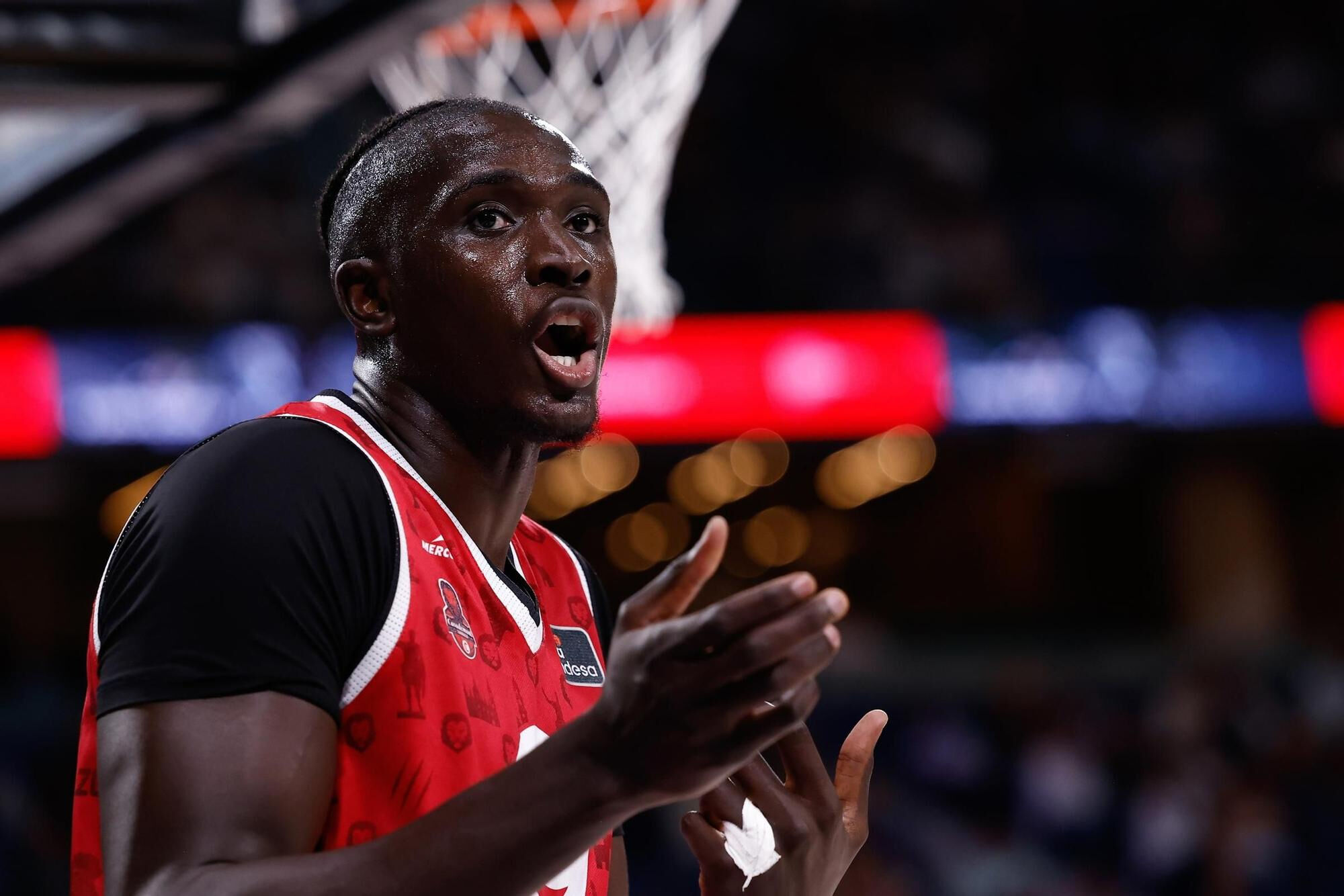 Fenerbahçe Beko Jilson Bango transferini açıkladı! Jilson Bango kimdir ...