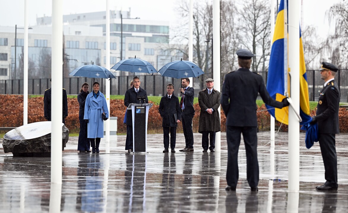 NATO'da tarihi gün! İsveç bayrağı göndere çekildi | Türkiye Gazetesi