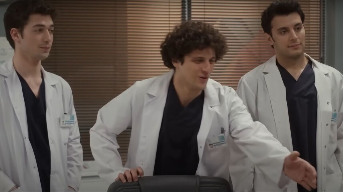 Bahar dizisi Aziz Uras gerçek adı ne,kim? Demirhan Demircioğlu kimdir ...